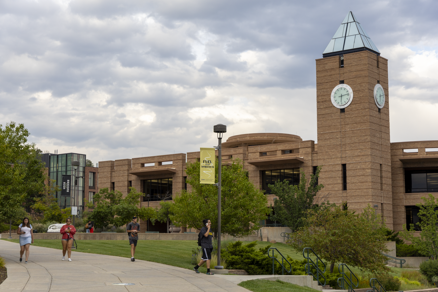 Student Life faces challenges in commuter student engagement - The Scribe